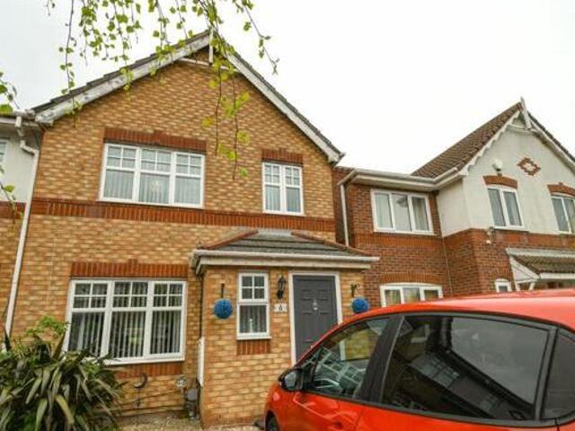 3 Bedroom End Of Terrace House For Rent In Moreton