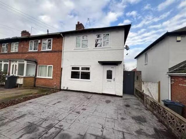 3 bedroom end of terrace house for rent in Matlock Road, Birmi.