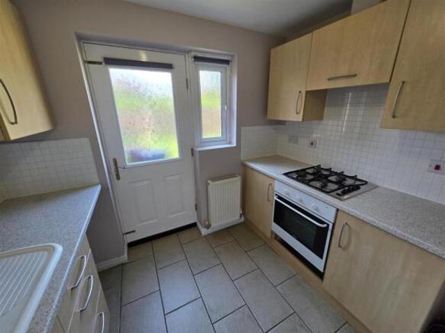 3 bedroom end of terrace house for rent in Madison Park, Westhoughton, Bolton, BL5