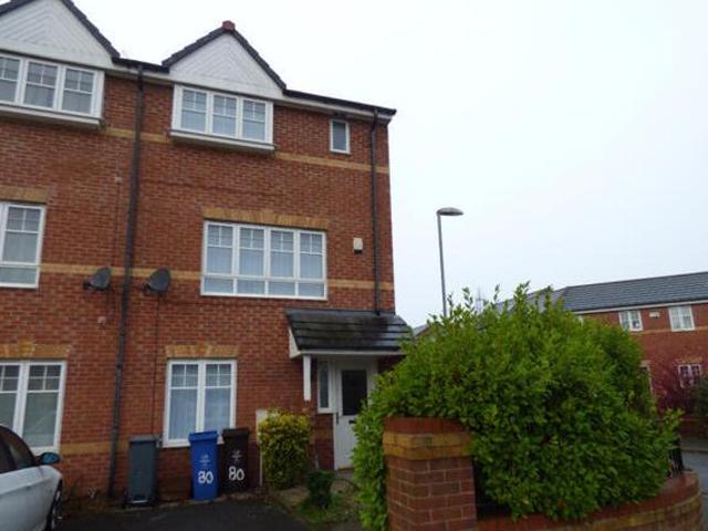 3 Bedroom End Of Terrace House For Rent In Manchester, Greater Manchester