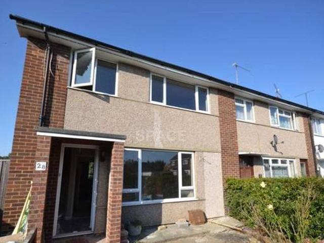 3 bedroom end of terrace house for rent in Manners Road Woodley Reading RG5 3EA RG5