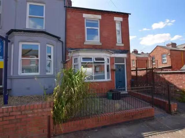 3 bedroom end of terrace house for rent in Mickleton Road, Ear.
