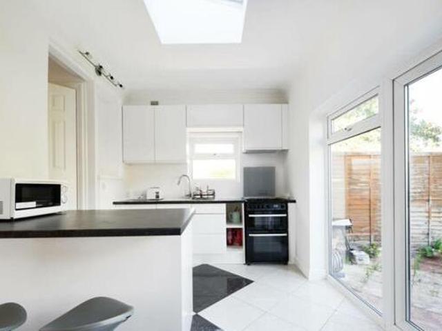 3 Bedroom End Of Terrace House For Rent In Neasden, London