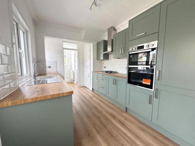 3 bedroom end of terrace house for rent in Nelson Road, Belvedere, DA17
