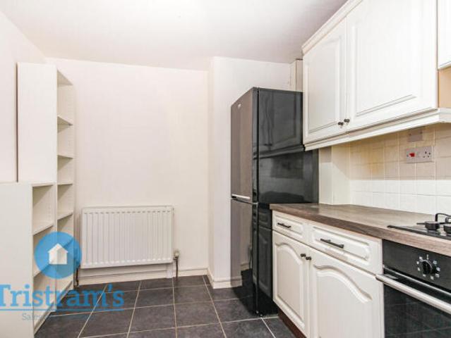 3 bedroom end of terrace house for rent in Saxon Green, Nottingham, NG7