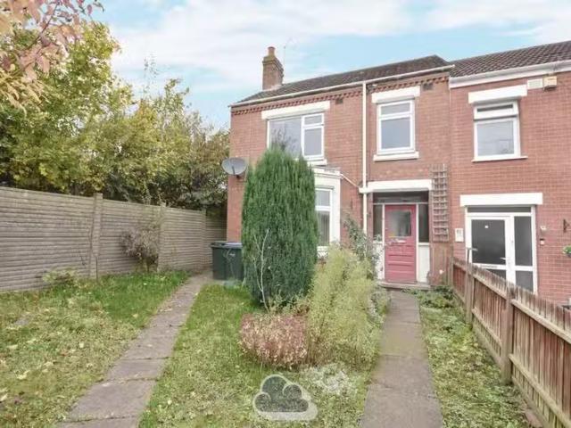 3 bedroom end of terrace house for rent in Saxon Road, Coventr.