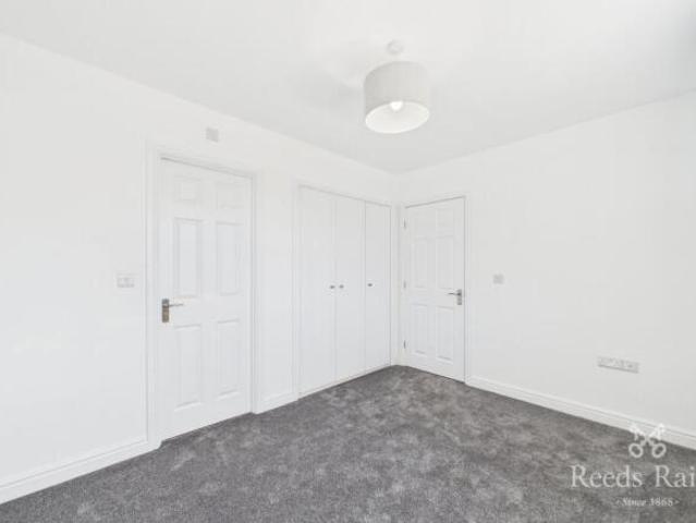 3 bedroom end of terrace house for rent in Shire Road, Morley, Leeds, West Yorkshire, LS27
