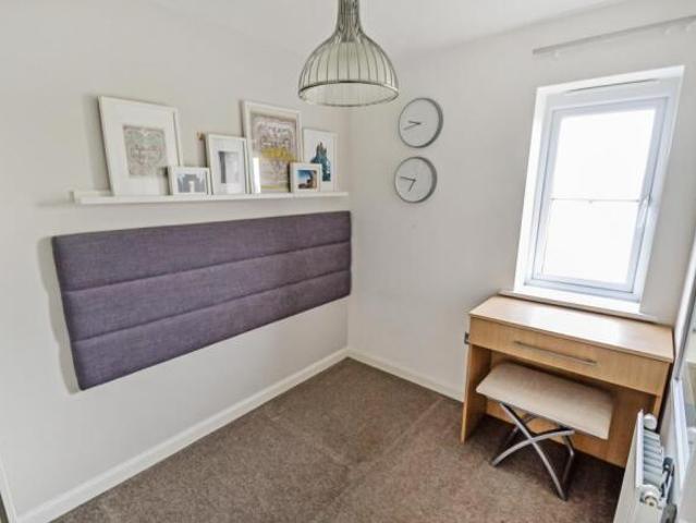 3 bedroom end of terrace house for rent in Simpson Crescent, HULL, HU8
