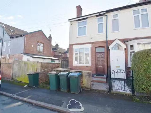 3 bedroom end of terrace house for rent in St. Agathas Road, C.