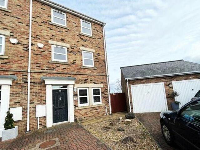 3 Bedroom End Of Terrace House For Rent In Stanley, Durham