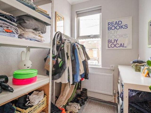 3 bedroom end of terrace house for rent in Station Crescent, London N15 5BD, N15