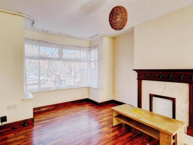 3 bedroom end of terrace house for rent in Sunnybank Avenue, Coventry, CV3