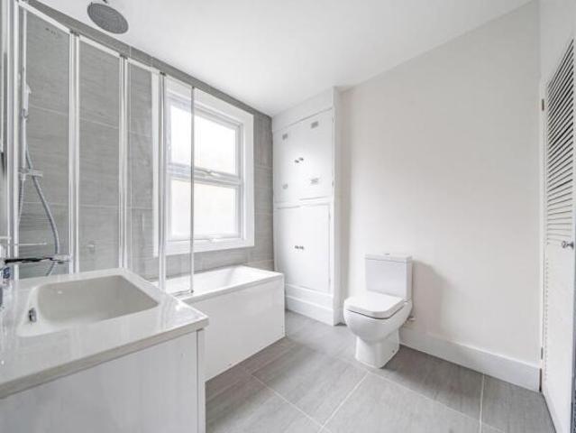 3 bedroom end of terrace house for rent in Princes Road, West Ealing, London, W13