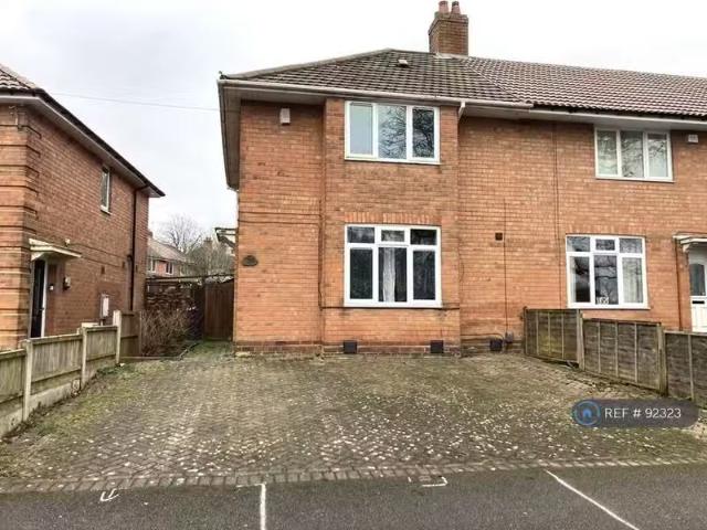 3 bedroom end of terrace house for rent in Quarry Road, Birmin.