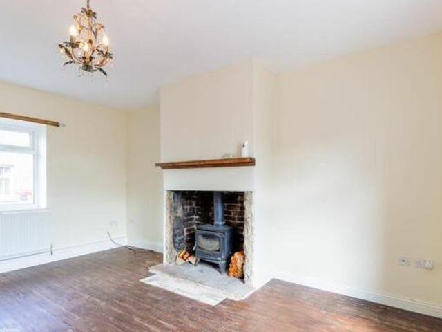 3 Bedroom End Of Terrace House For Rent In Queensbury