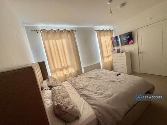 3 bedroom end of terrace house for rent in Rowntree Way, York, YO31