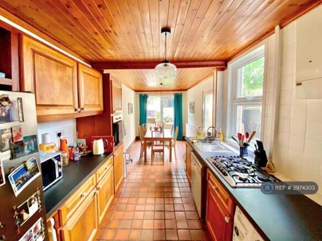 3 bedroom end of terrace house for rent in Ross Street, Cambridge, CB1