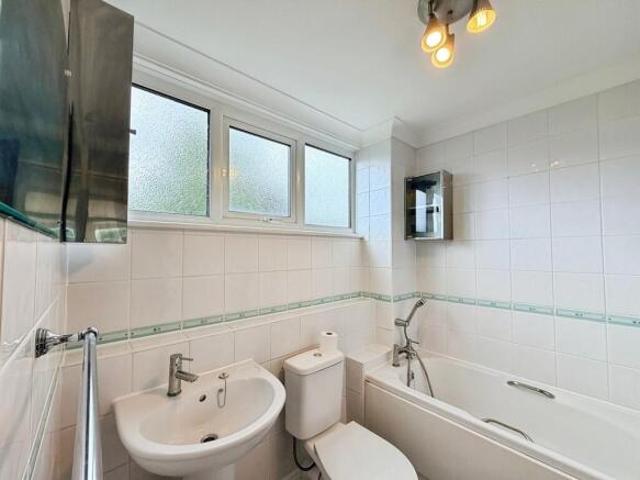 3 bedroom end of terrace house for rent in Riverdene, RG21