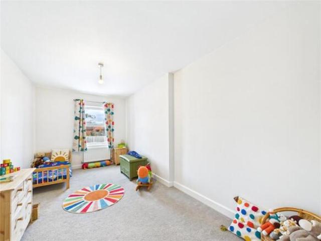 3 bedroom end of terrace house for rent in Woodbridge Road, Rushmere St. Andrew, Ipswich, IP5