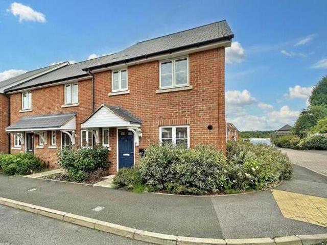 3 Bedroom End Of Terrace House For Rent In Wainscott