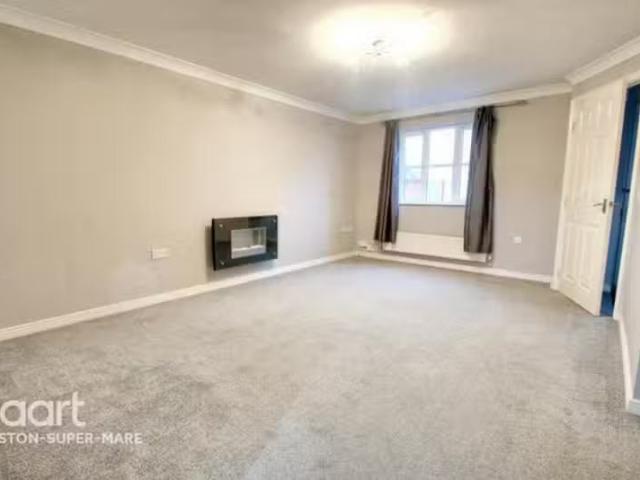 3 bedroom end of terrace house for rent in Walkers Drive, West.