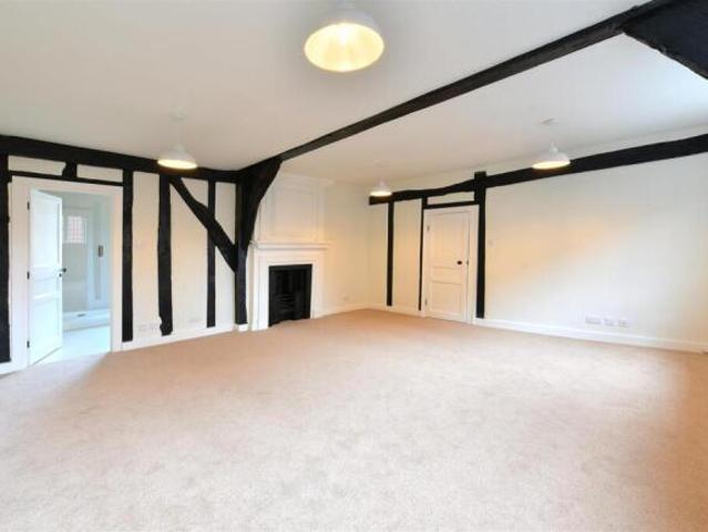 3 bedroom end of terrace house for rent in Walmgate, York, YO1