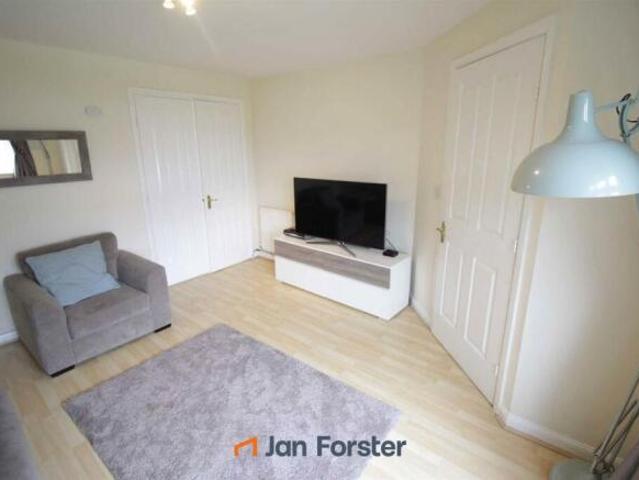 3 bedroom end of terrace house for rent in West Farm Wynd, Longbenton, Newcastle Upon Tyne, NE12