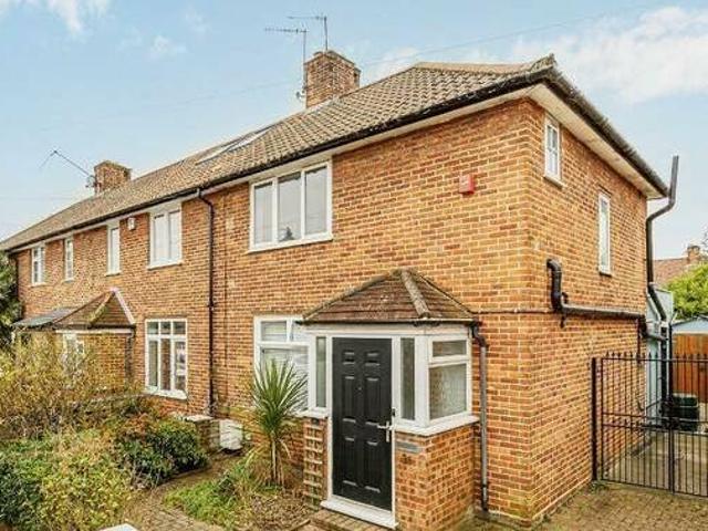 3 bedroom end of terrace house for rent in Westcott Crescent Hanwell London W7 1PL W7