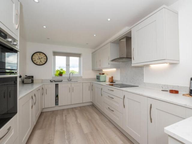 3 bedroom end of terrace house for rent in Whittington, Worcester, Worcestershire, WR5