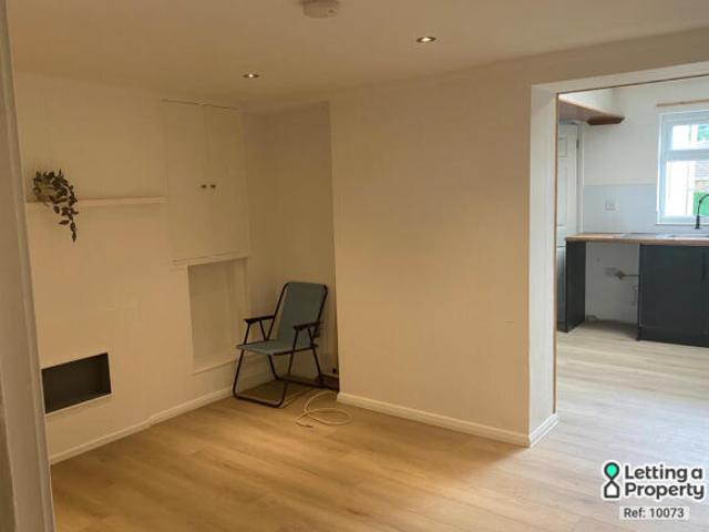 3 bedroom end of terrace house for rent in Tower Hill, Dover, Kent, CT17 0AF, CT17