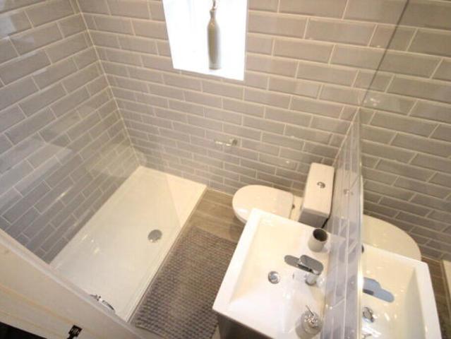 3 bedroom end of terrace house for rent in Thornville Mount, Leeds, LS6 1JX, LS6