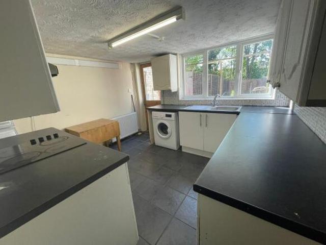 3 bedroom end of terrace house for rent in Thorold Road, Chatham, Kent, ME5 7EA, ME5