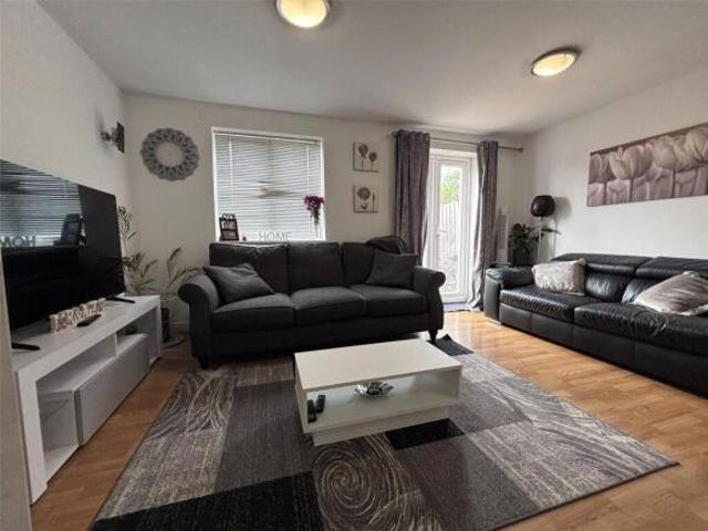 3 bedroom end of terrace house for rent in Vale Drive, Hampton Vale, Peterborough, Cambridgeshire, PE7