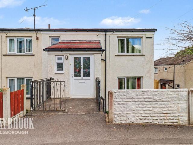 3 bedroom end of terrace house for sale