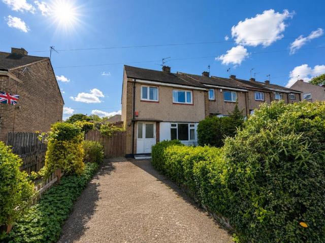 3 bedroom end of terrace house for sale