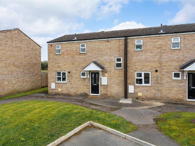 3 bedroom end of terrace house for sale