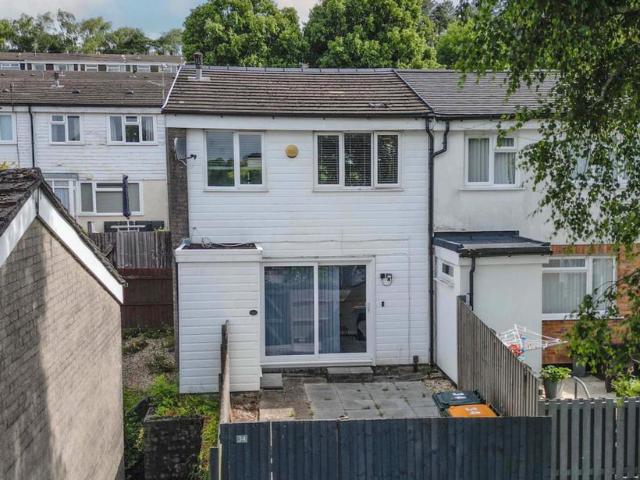 3 bedroom end of terrace house for sale