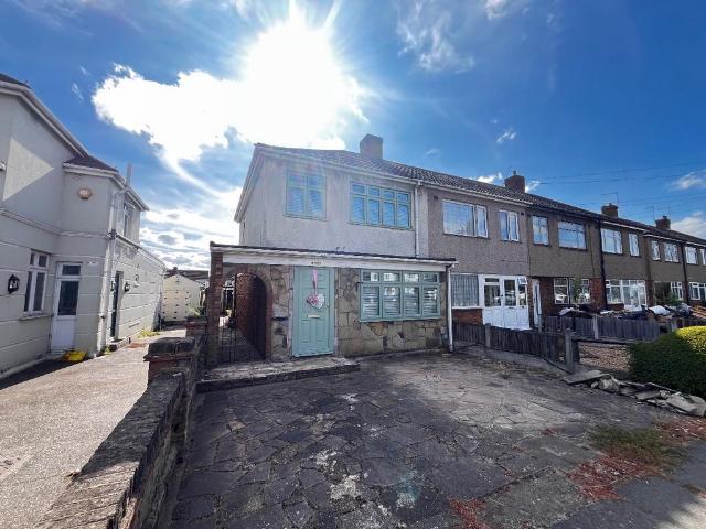 3 bedroom end of terrace house for sale