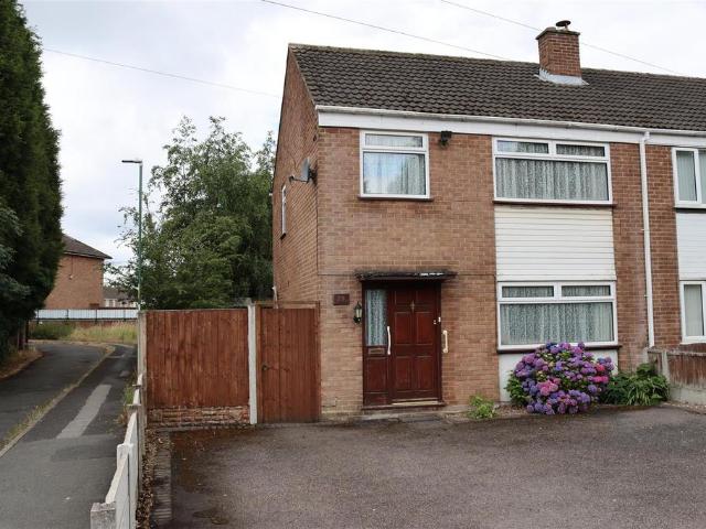 3 bedroom end of terrace house for sale