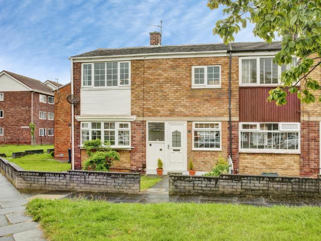3 bedroom end of terrace house for sale