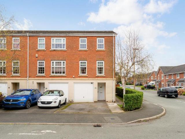 3 bedroom end of terrace house for sale