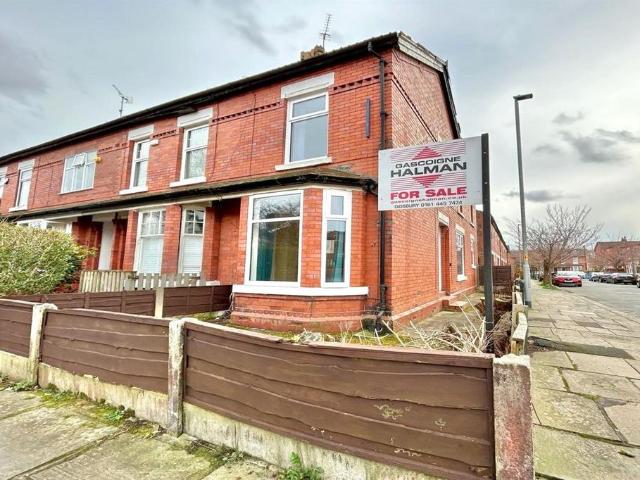 3 bedroom end of terrace house for sale