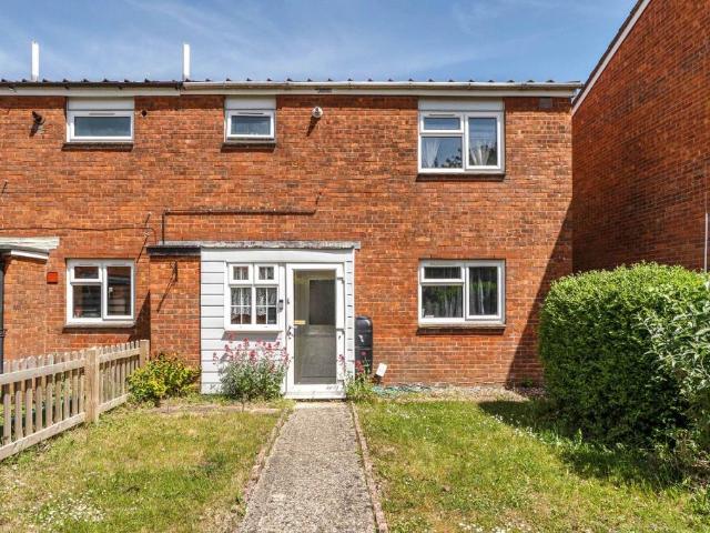 3 bedroom end of terrace house for sale