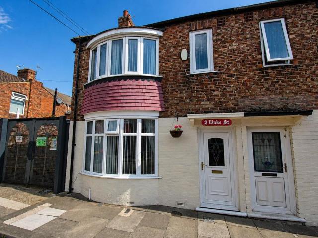 3 bedroom end of terrace house for sale