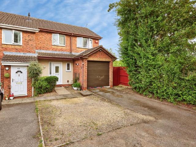 3 bedroom end of terrace house for sale