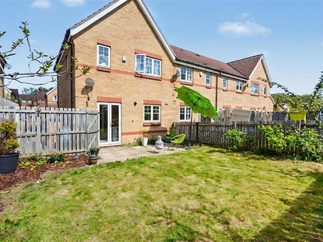 3 bedroom end of terrace house for sale