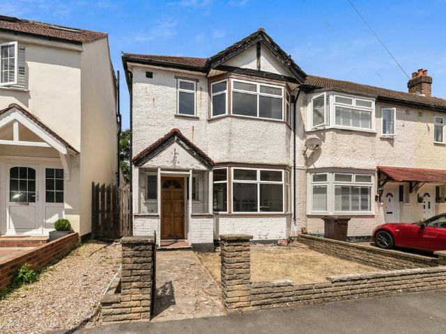 3 bedroom end of terrace house for sale
