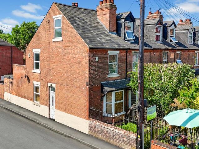 3 bedroom end of terrace house for sale