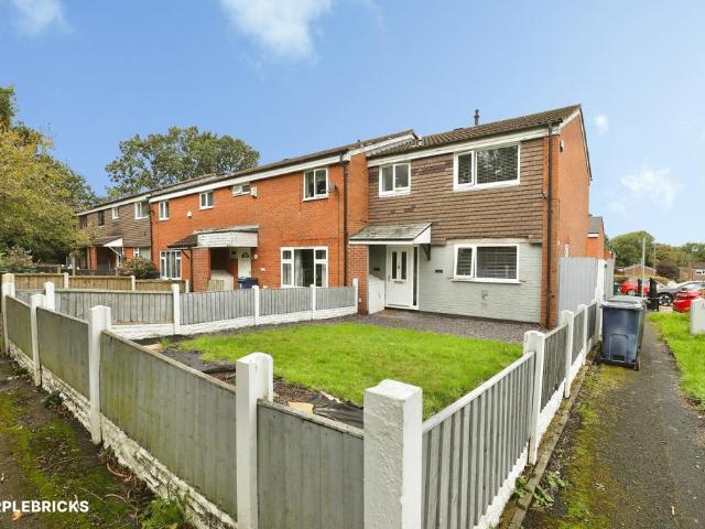 3 bedroom end of terrace house for sale