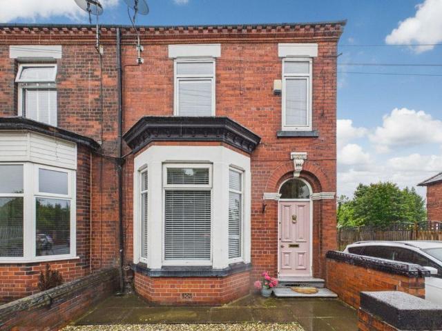 3 bedroom end of terrace house for sale